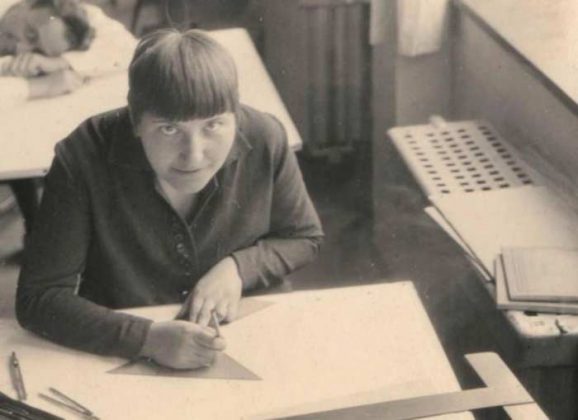 Lotte Stam-Beese, vrouw van de (weder)opbouw - Biografieportaal