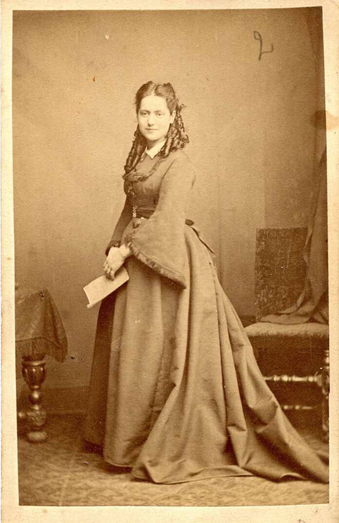 Eleanor Marx, ontcijferaar, uitvoerder en tolk van haar vaders werk ...