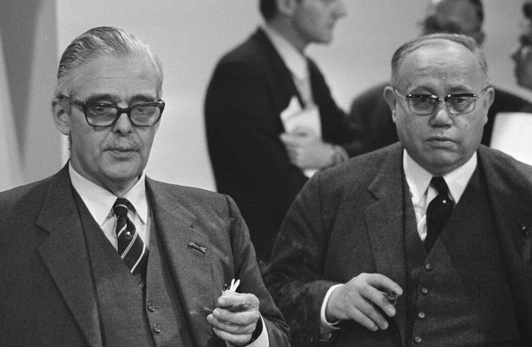 Molly Geertsema (1918-1991): een eigenzinnige en regenteske liberaal op ...